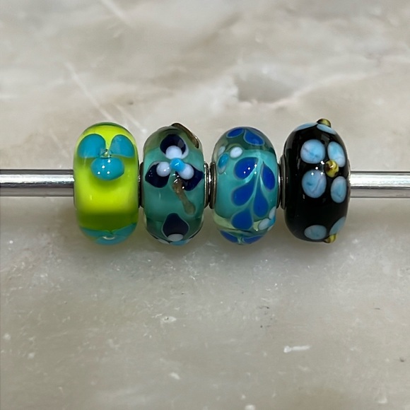 Trollbeads | Jewelry | Trollbead Blue Yellow Green Glass Beads | Poshmark